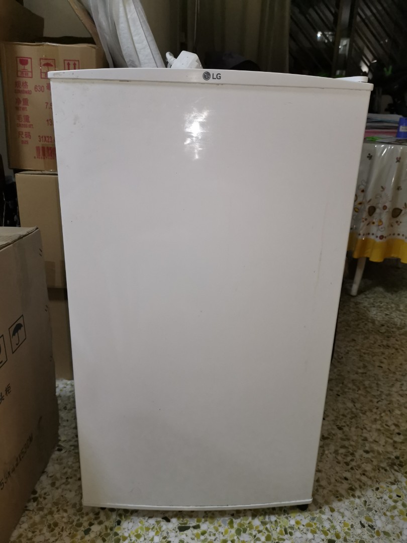 LG 90L Bar Fridge, TV & Home Appliances, Kitchen Appliances ...