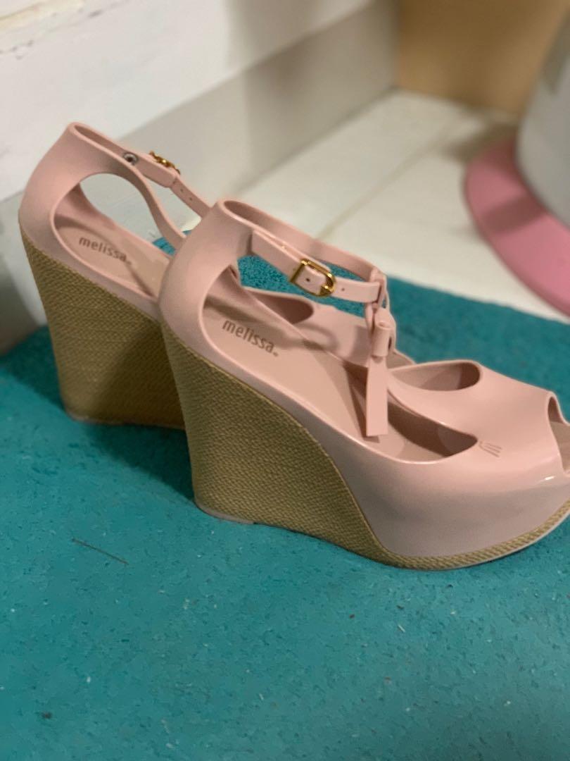 Melissa Wedges, Fesyen Wanita, Sepatu di Carousell