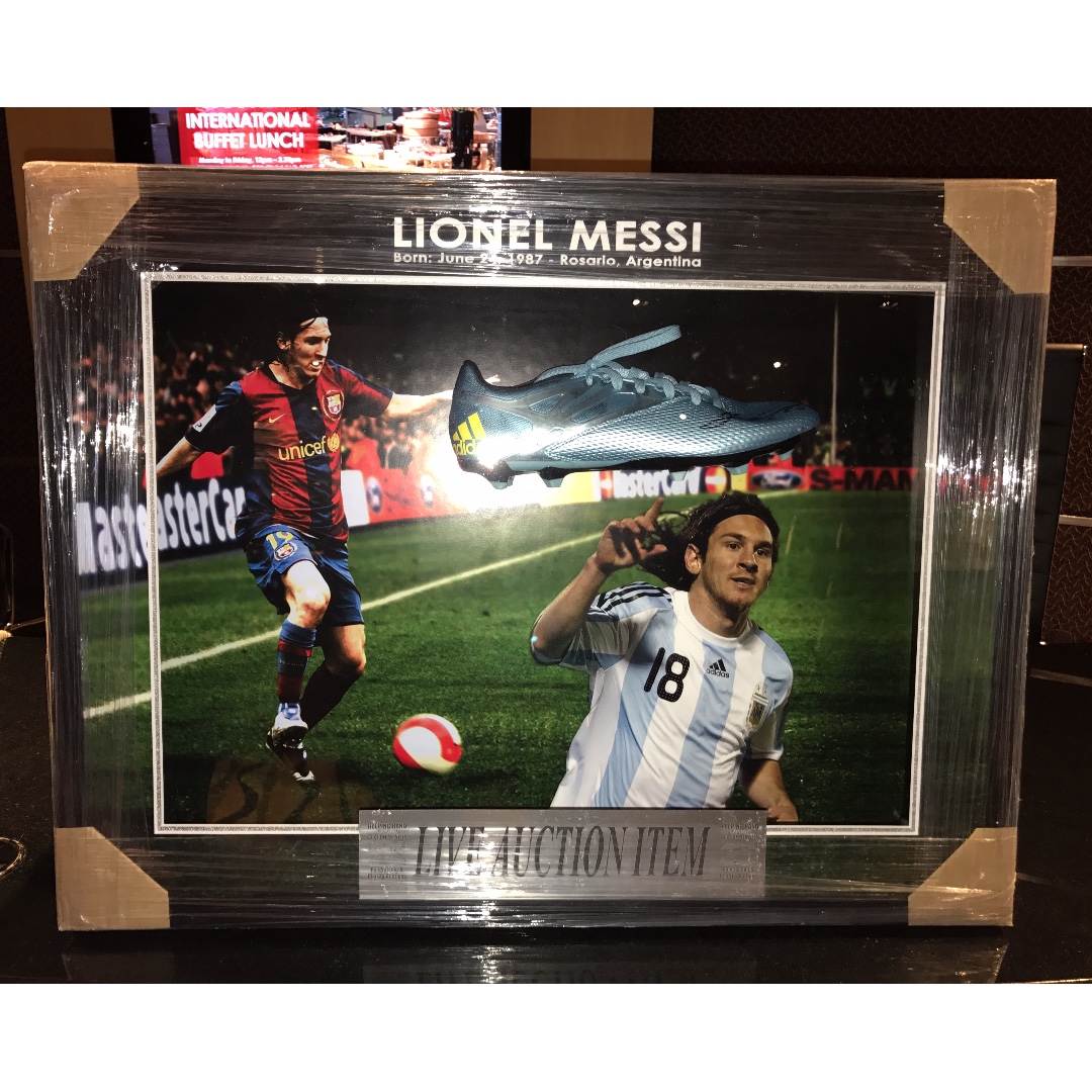 Sports Memorabilia - Genuine & Authentic Leo Messi autographed shoe ...