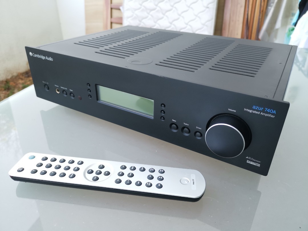 Cambridge audio azur 740a amplifier