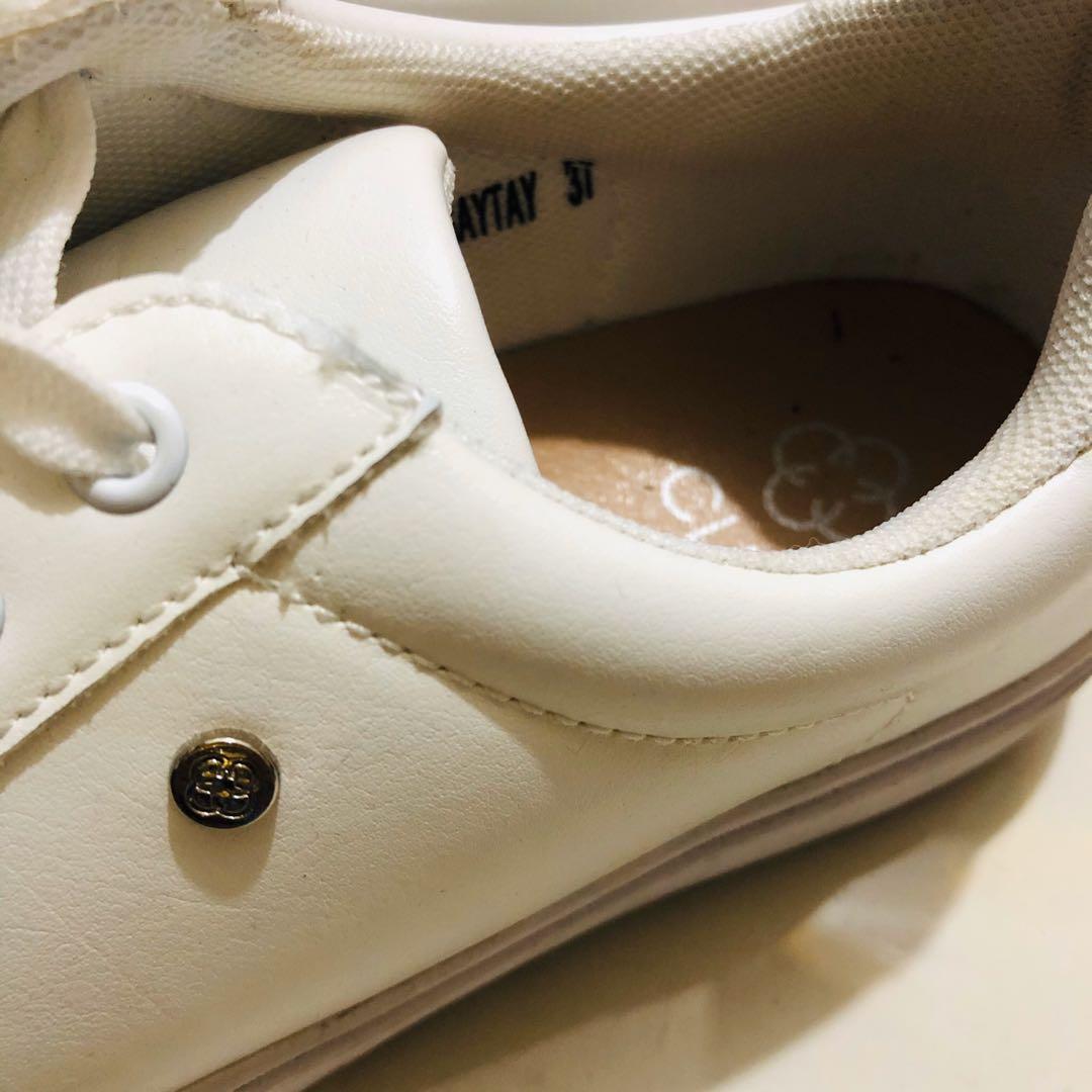 CLN Celine Plain White Sneakers, Women's Fashion, Footwear, Sneakers on ...