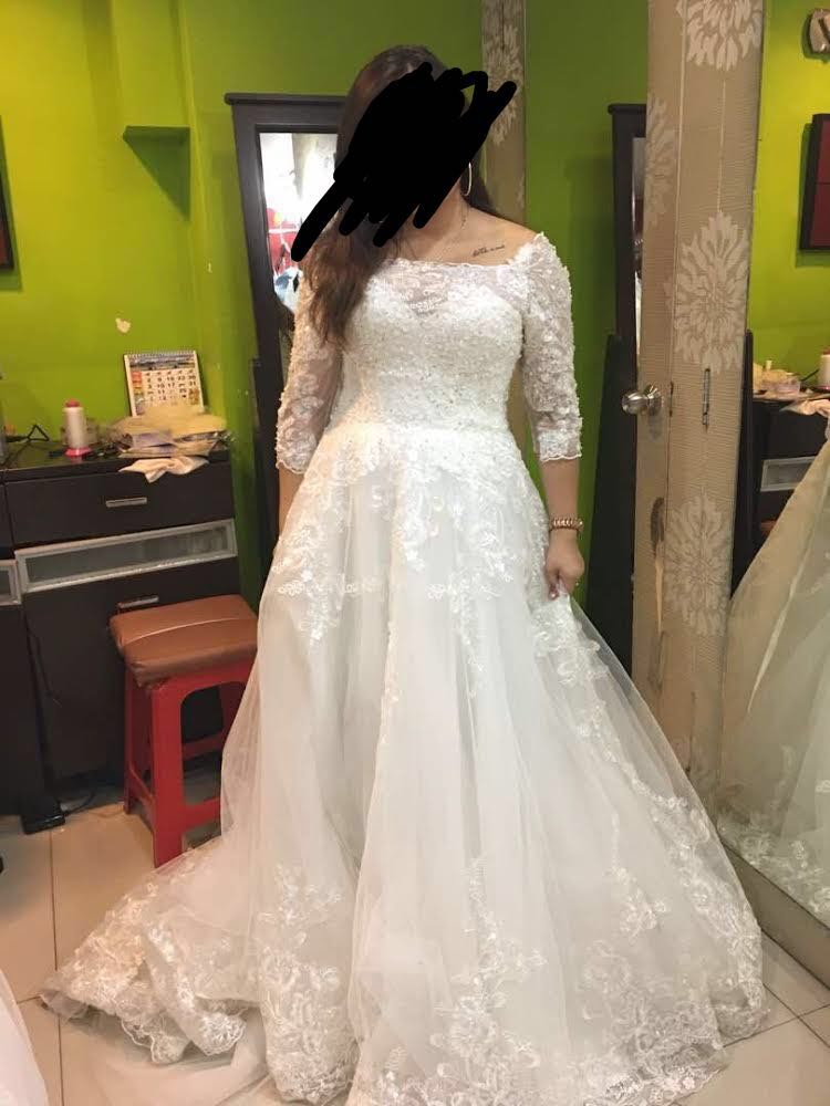 (RENT) Lace Long Wedding Gown with Postage , Women's Fashion, Dresses ...