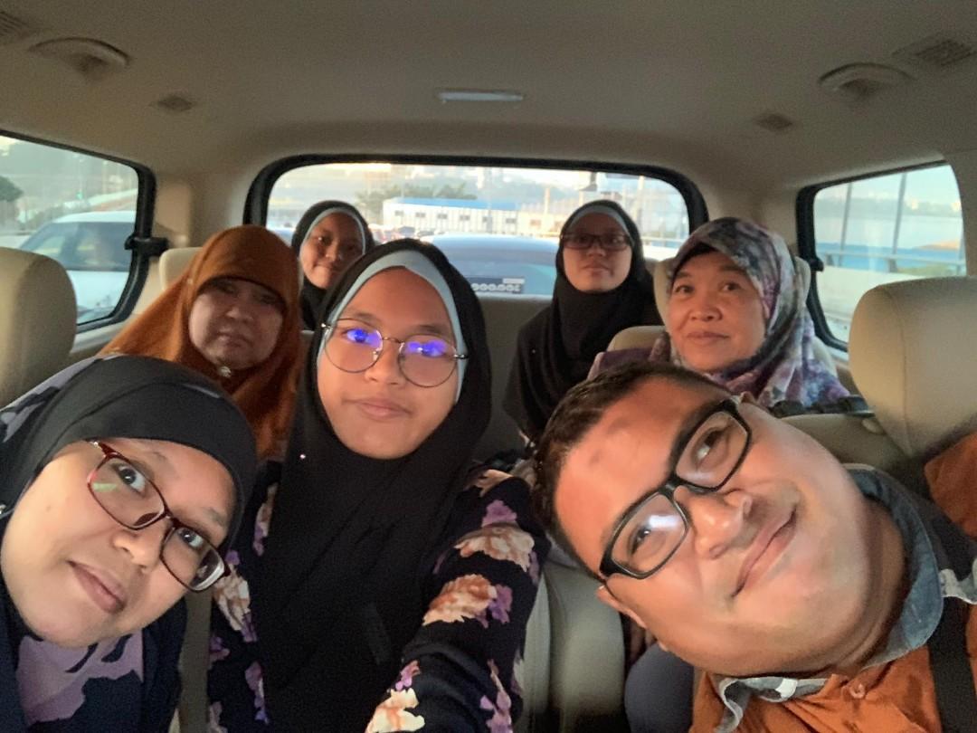 Starex MPV with driver, Cars, Car Rental on Carousell