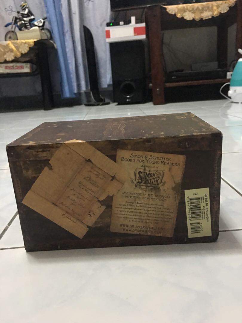 SpiderWick Chronicles Chest Set, Hobbies & Toys, Books & Magazines ...