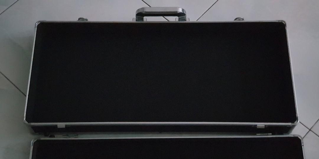 Stagg hard case,/ flight case, Mobile Phones & Gadgets, Mobile & Gadget ...