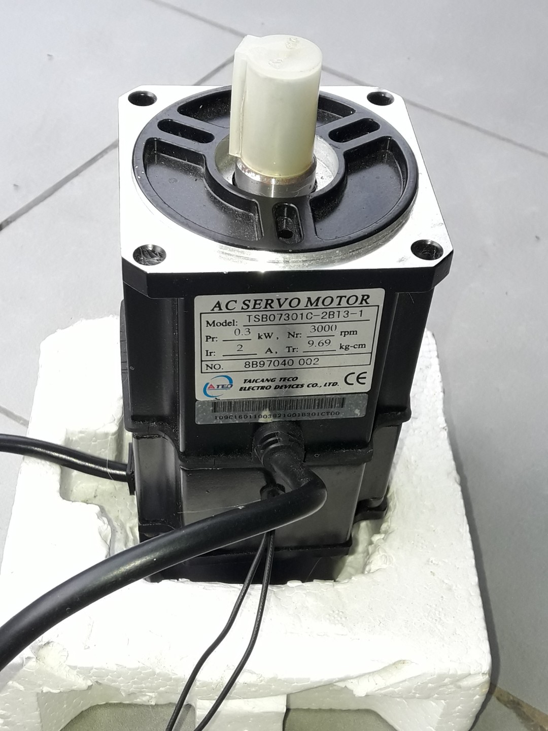 TECO AC Servo Motor 300W, Computers & Tech, Parts & Accessories ...