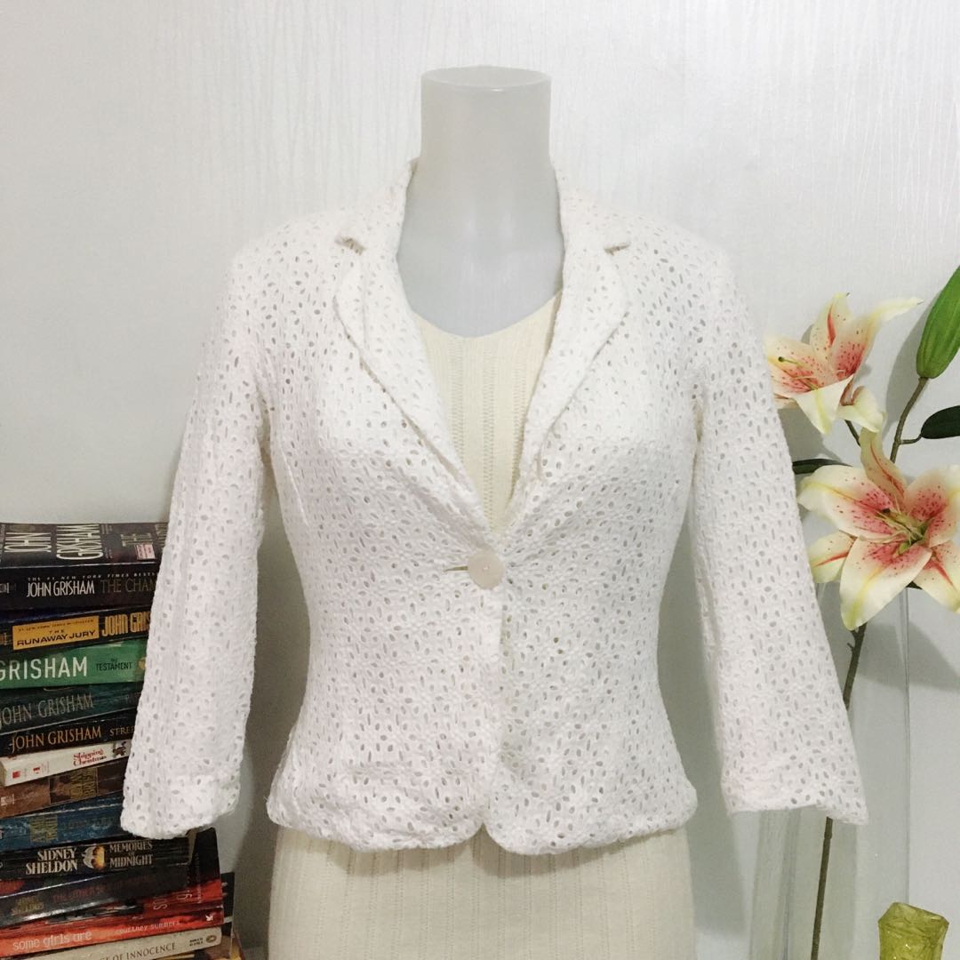 VD Eyelet Coat, Women's Fashion, Coats, Jackets and Outerwear on Carousell