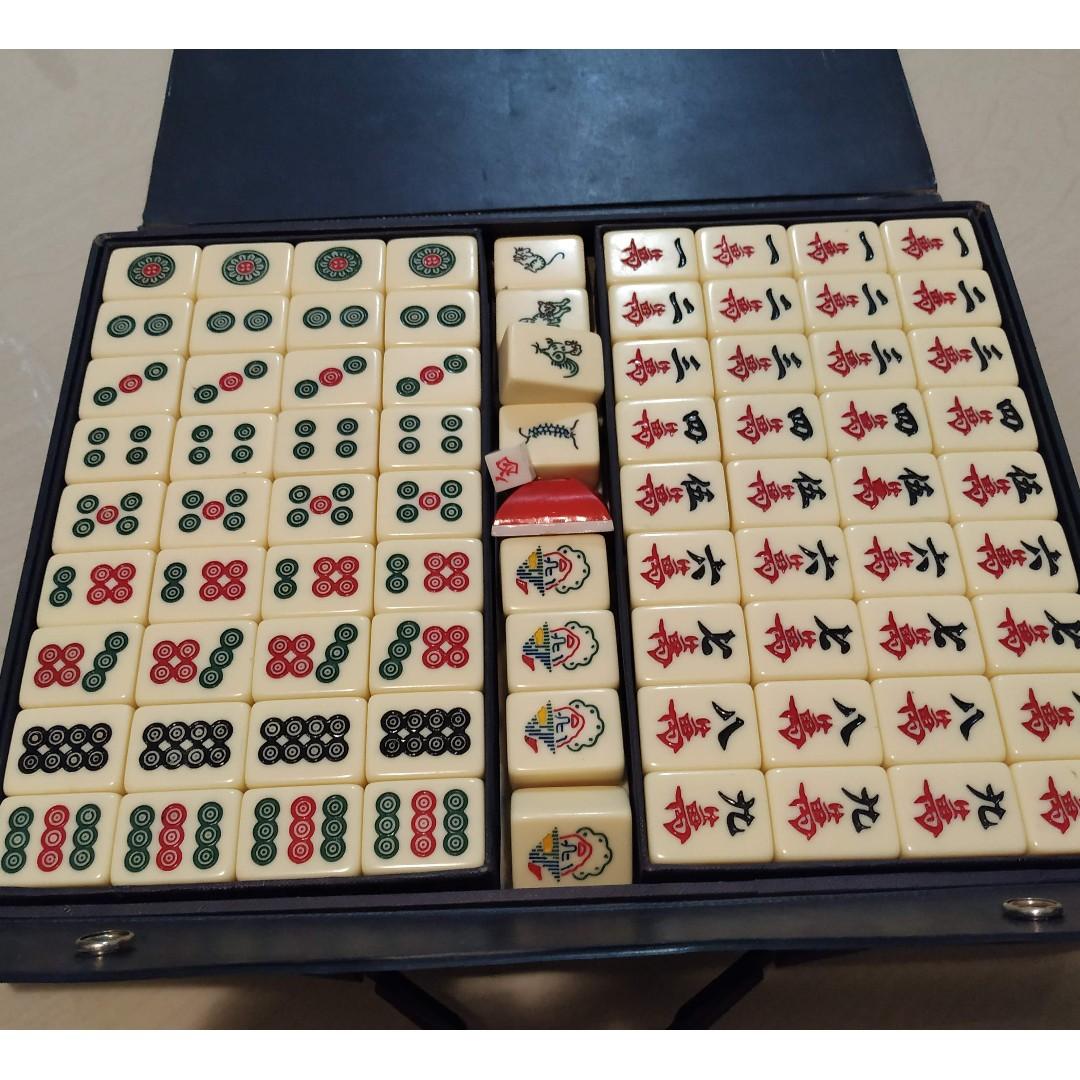 very lucky, sure win mahjong set huat huat huat, Hobbies & Toys, Toys ...