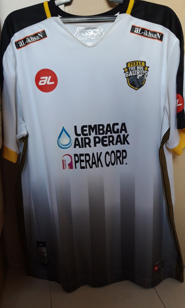 Perak away jersey 2017 Player Issue, Men's Fashion, Activewear on Carousell