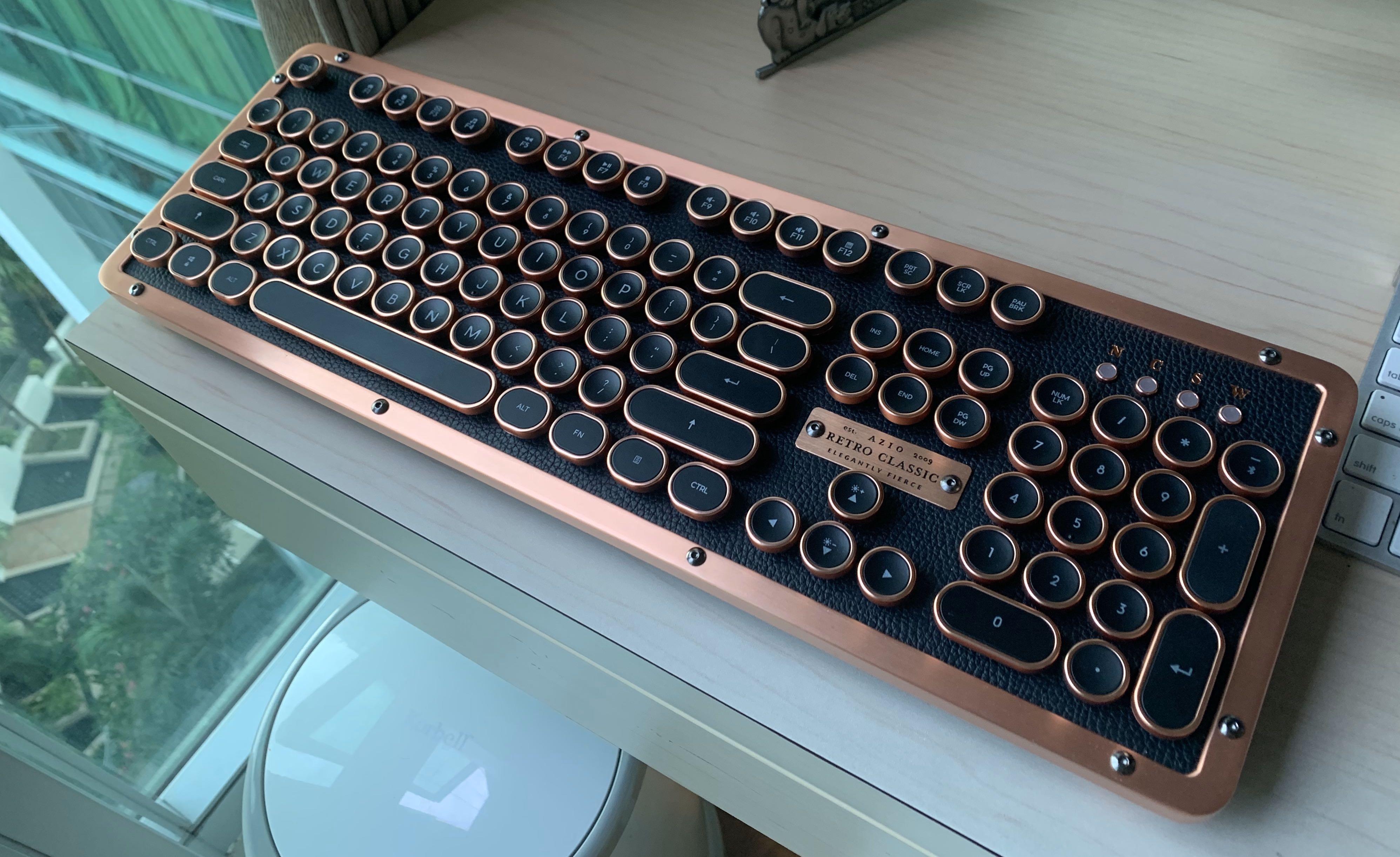 Azio Retro Classic - Bluetooth model, TV & Home Appliances, TV ...