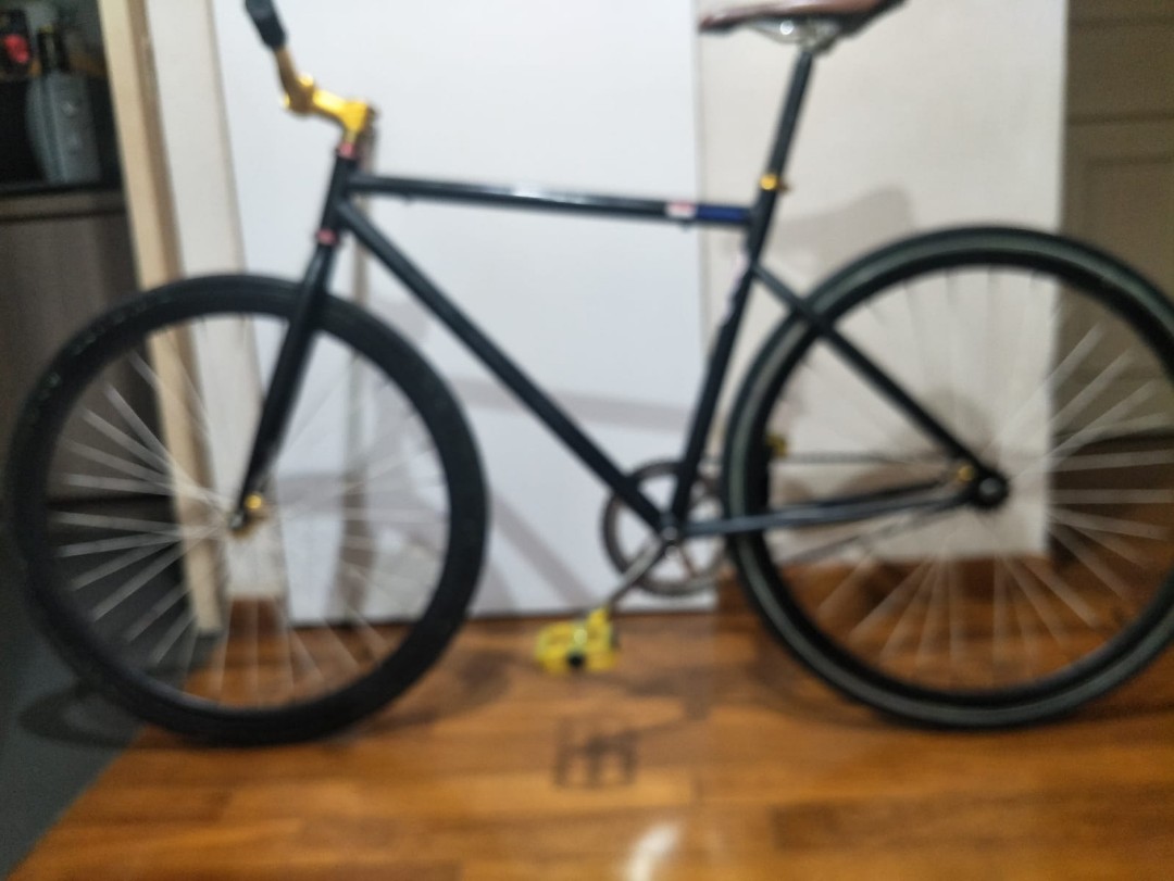 Brandless fixie, Sports Equipment, Bicycles & Parts, Bicycles on Carousell
