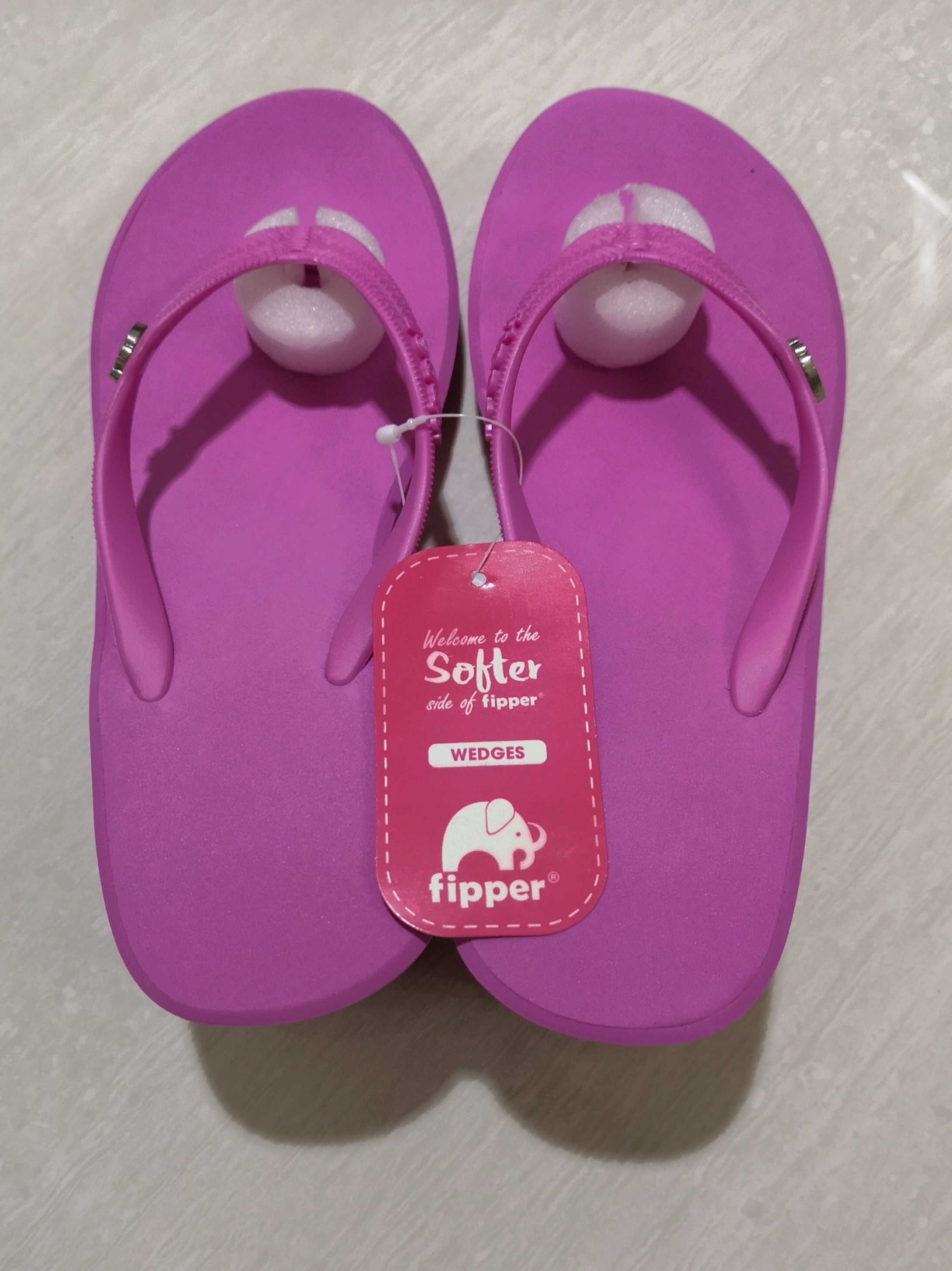 Flipper Wedges Slipper (Pink), Women's Fashion, Footwear, Flipflops and ...