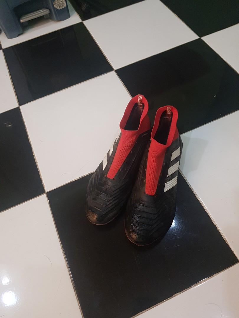 Predator 18.1 Firm Ground Boots (Original), Men's Fashion, Footwear ...