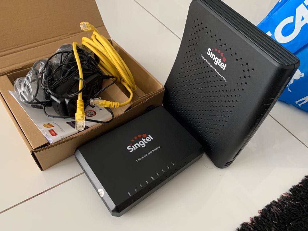 Singtel router and modem, Computers & Tech, Parts & Accessories ...