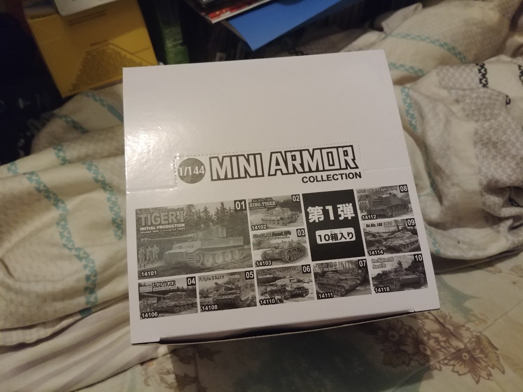 Dragon 1:144 MINI ARMOR COLLECTION (一套10架), 興趣及遊戲, 玩具 & 遊戲類 - Carousell