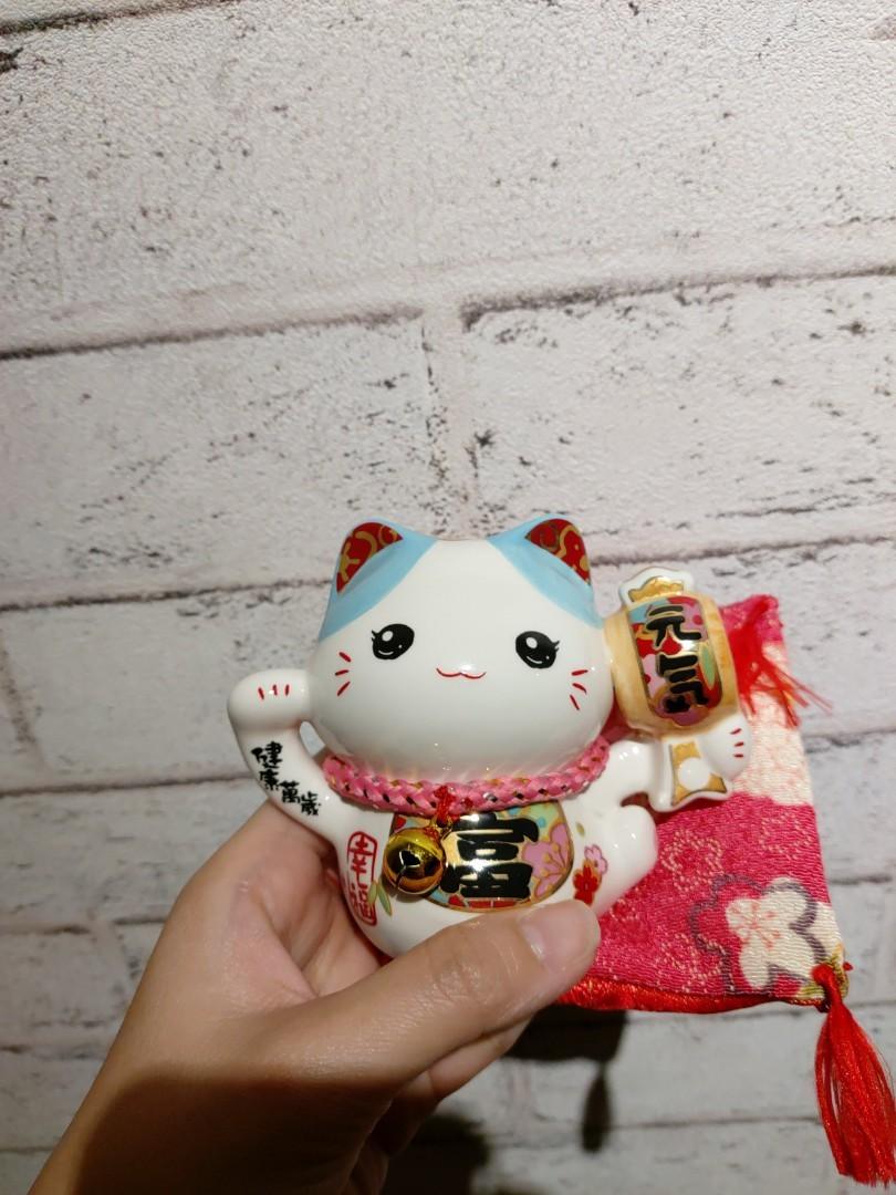 Fortune cat display, Hobbies & Toys, Stationery & Craft, Craft Supplies ...