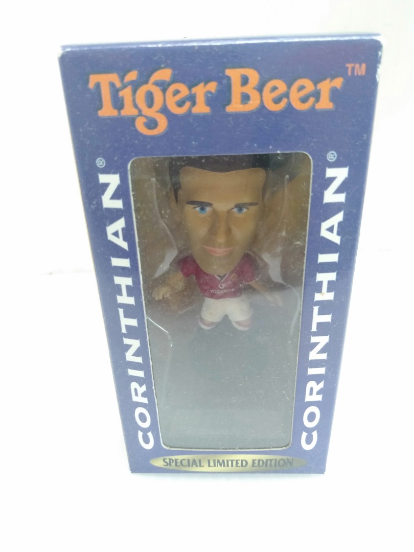 MANCHESTER UNITED BOX ROY KEANE TIGER BEER, Hobbies & Toys ...