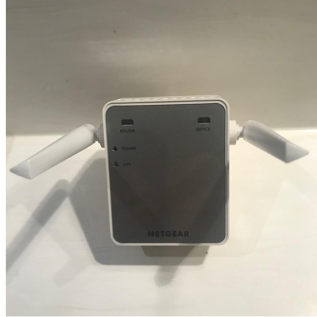 Netgear EX2700 N300 1-Port Essentials Edition WiFi Range Extender ...