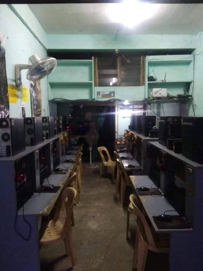 Pisonet 12 set PC, Computers & Tech, Desktops on Carousell