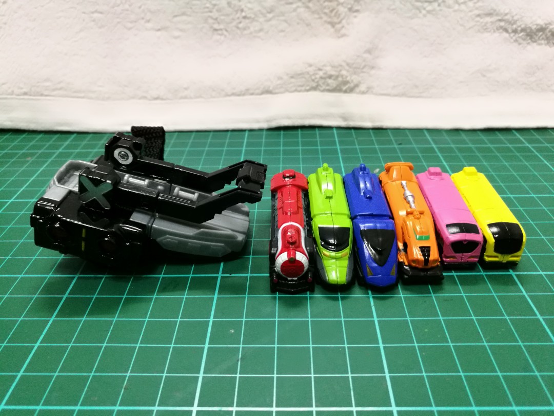 Power Rangers / Ressha Sentai mini ToQger ToQ Changer together with six ...
