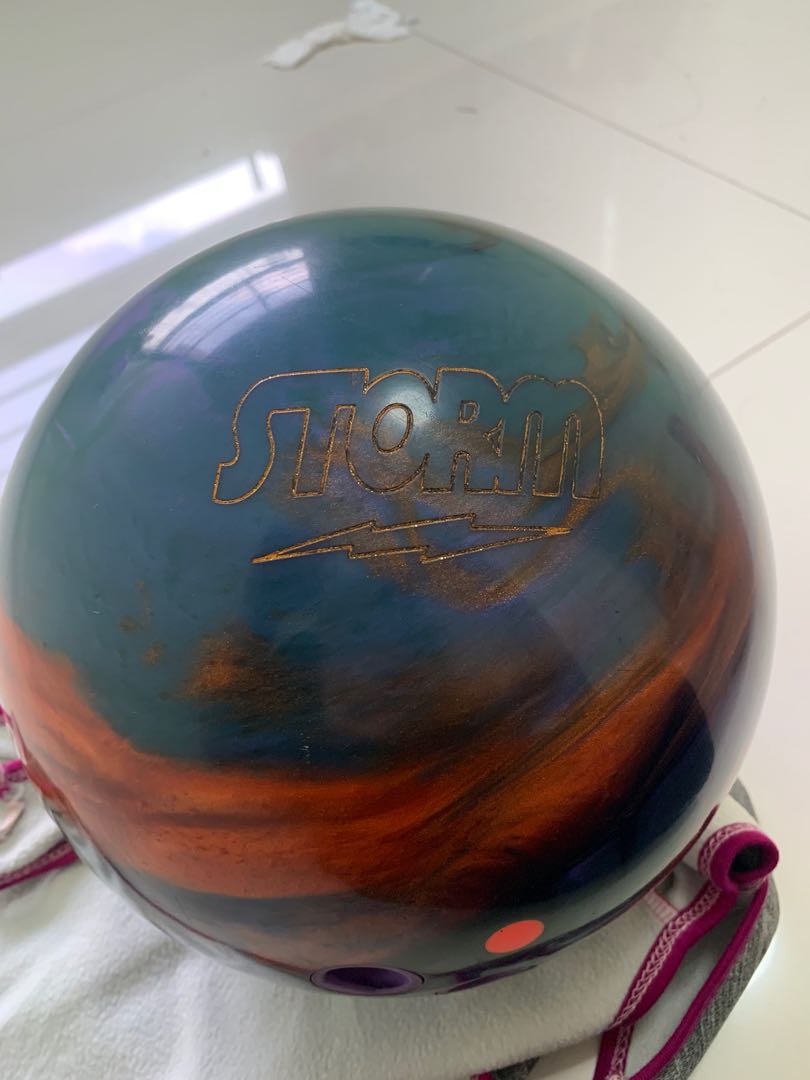 Selling storm intense fire, Sports Equipment, Sports & Games, Billiards ...