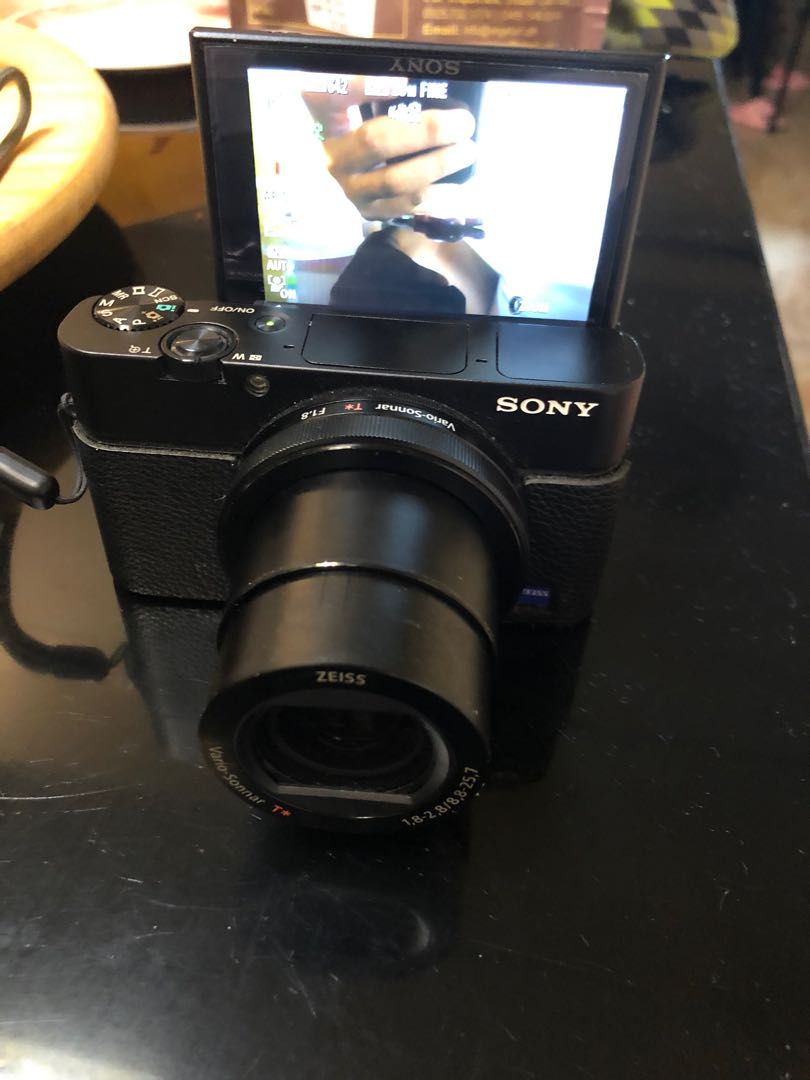Sony RX Mark 3, Photography, Photography Accessories, Flashes on Carousell