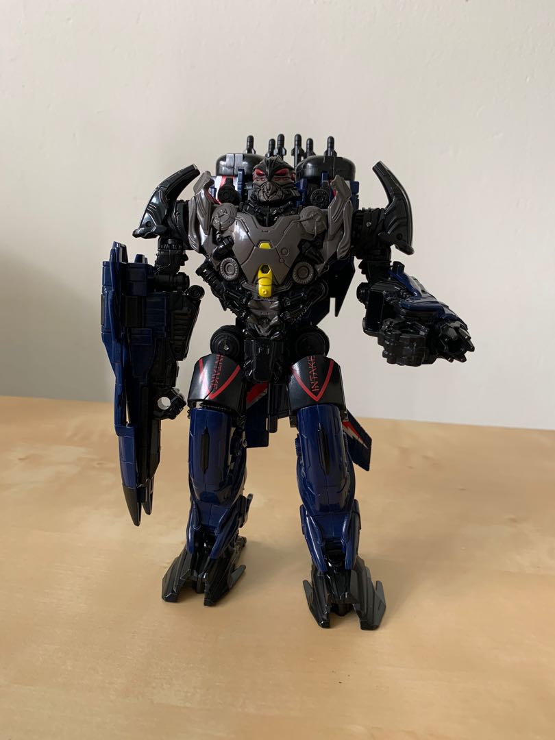 Studio series 09 thundercracker, Hobbies & Toys, Toys & Games on Carousell