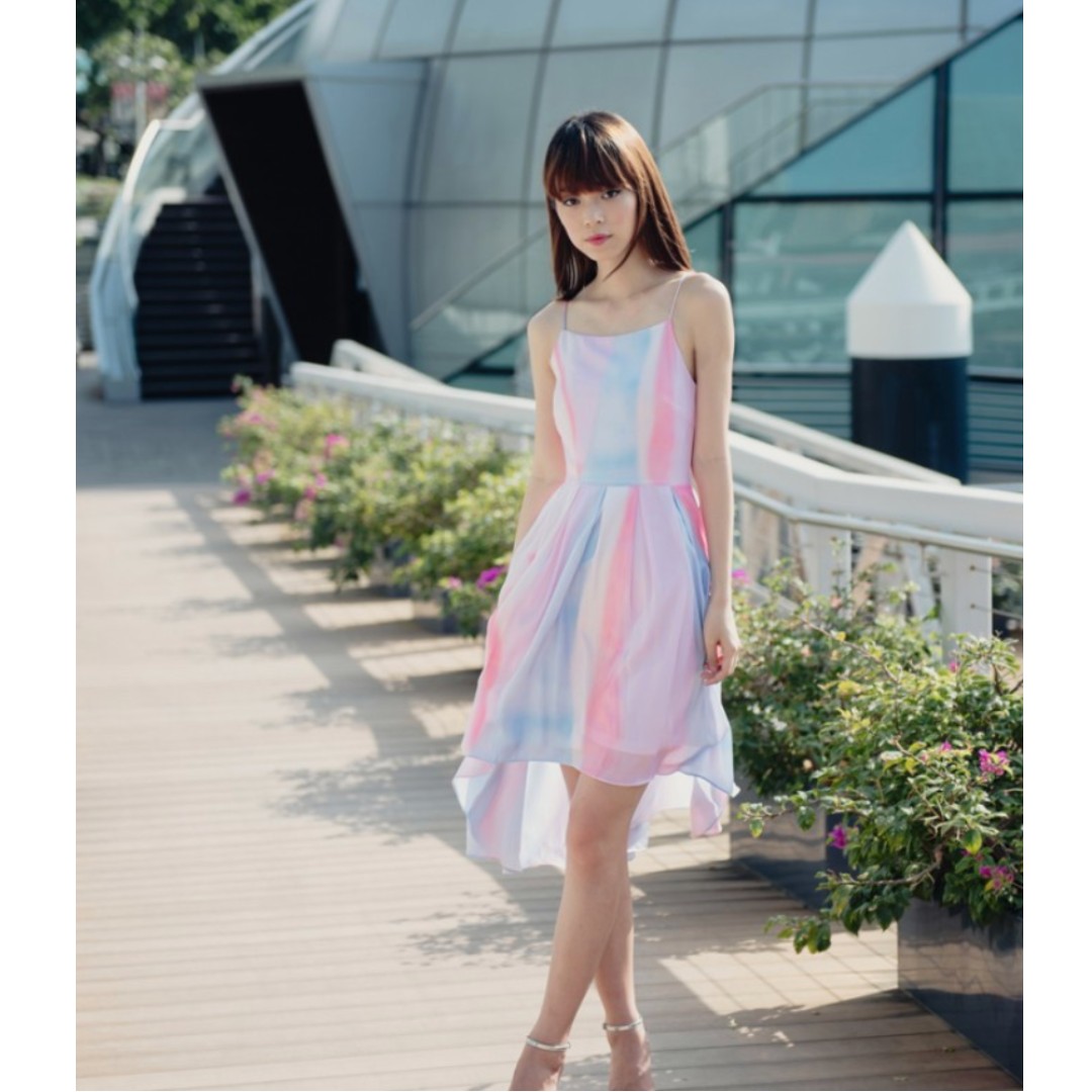 The Thread Theory Sunset Goddess Dress (XS), Women's Fashion, Dresses & Sets, Dresses on Carousell