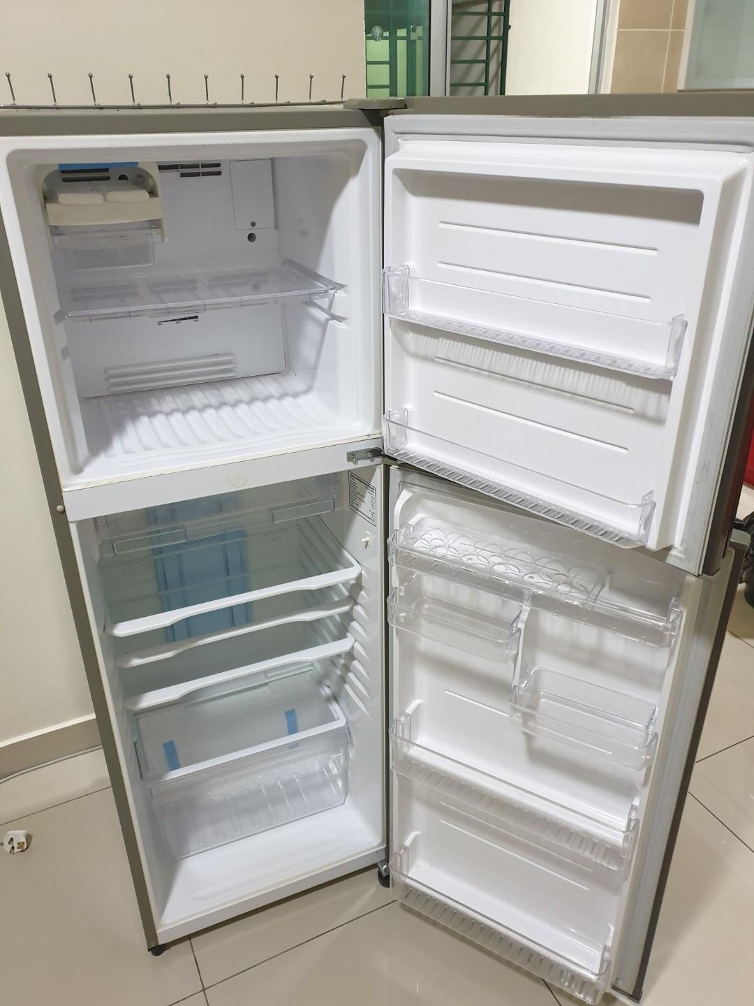 Toshiba Refrigerator GR-S31MPB, TV & Home Appliances, Kitchen ...
