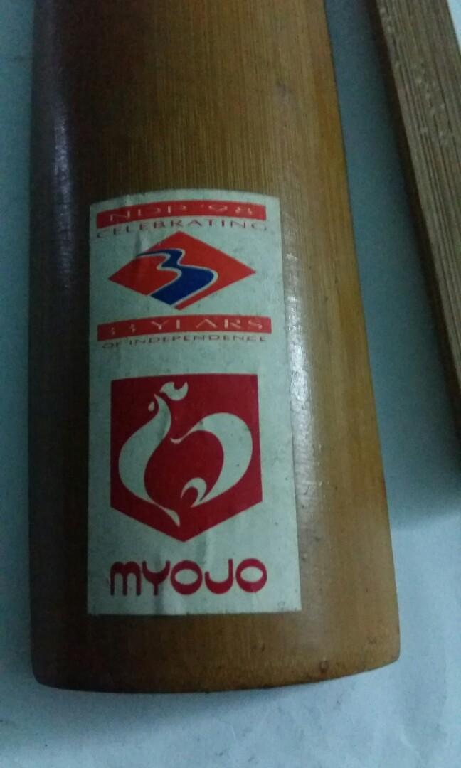 Kayu buluh lama myojo mee tik tok spore thun 98, Furniture & Home ...