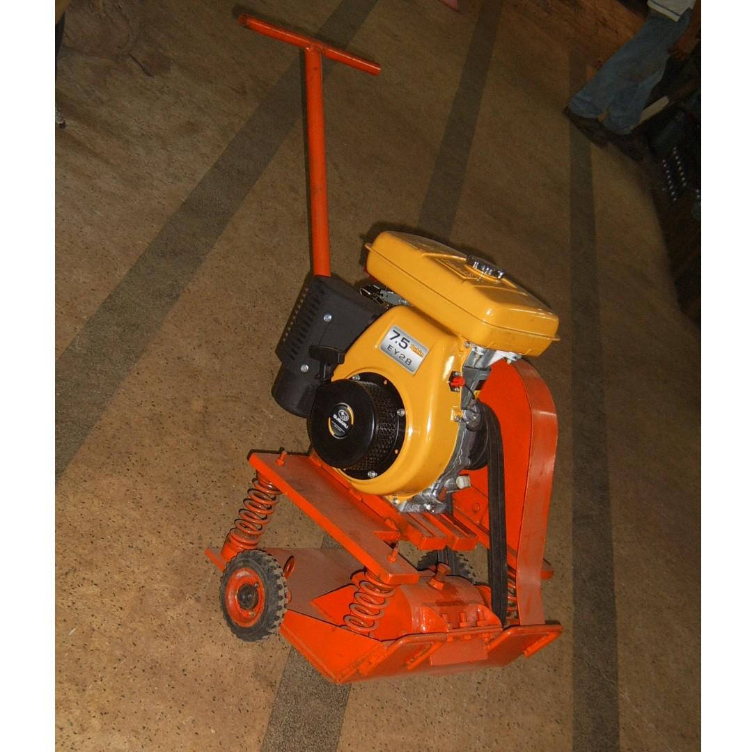 RENTAL - Vibratory Plate Compactor, Commercial & Industrial ...