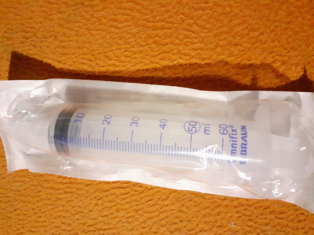 Spuit sonde untuk masukan makanan, Kesehatan & Kecantikan, Parfum, Kuku ...