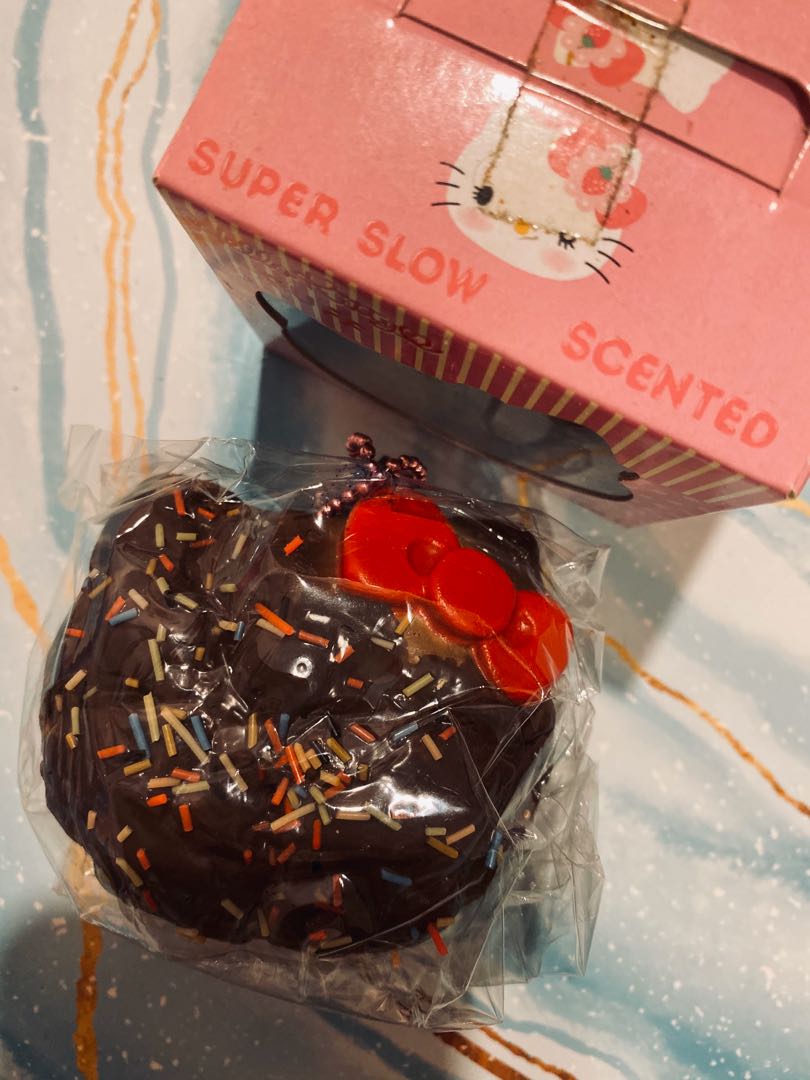 squishy ; hello kitty cream puff, Hobbies & Toys, Toys & Games on Carousell