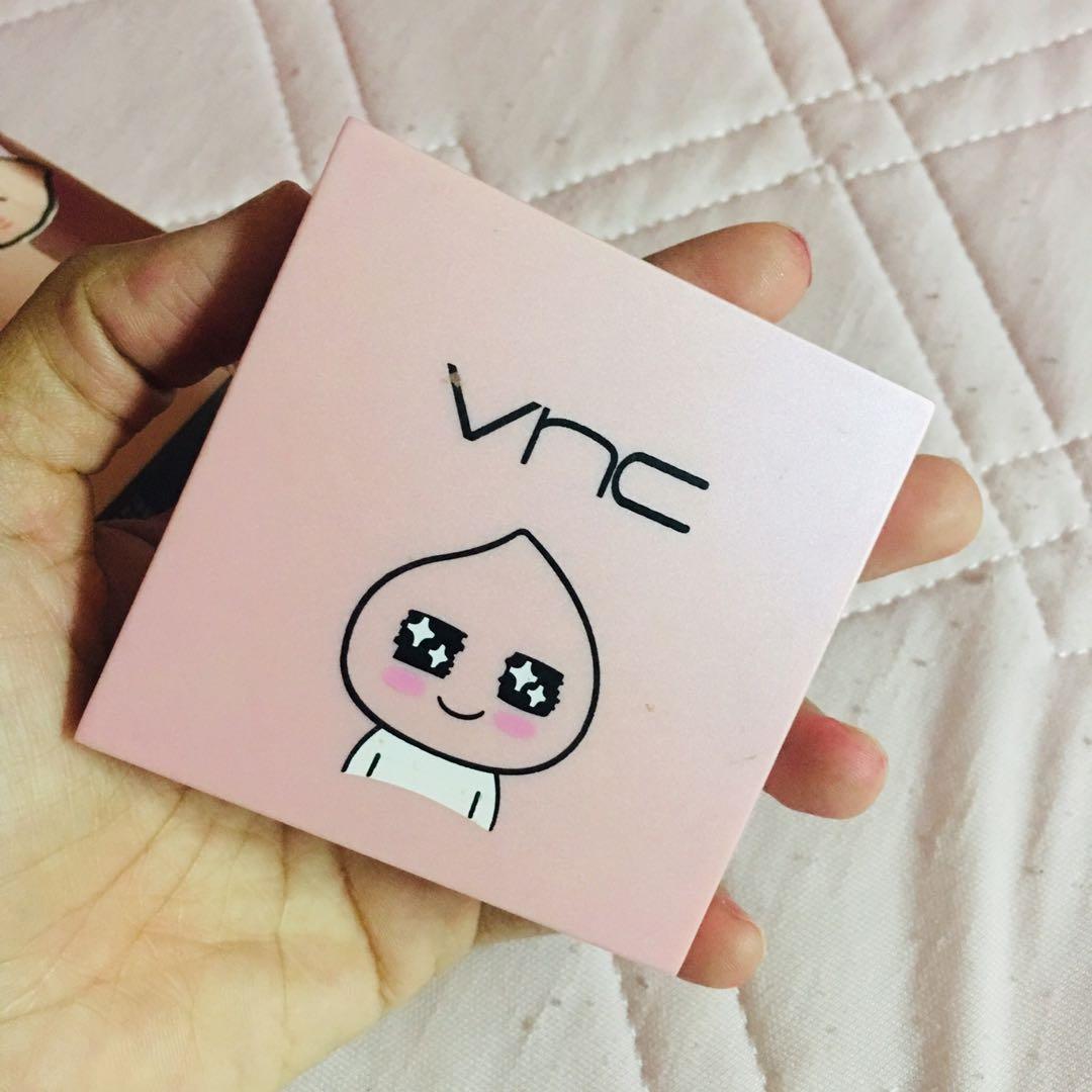 VNC Eyepallet, Beauty & Personal Care, Face, Makeup on Carousell