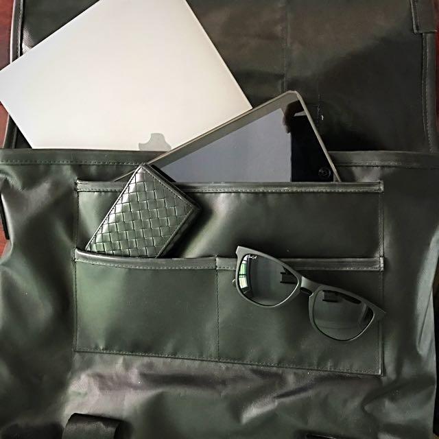 Defy Recon Messenger Bag (M35 Military Tarp), Men's Fashion, Bags ...