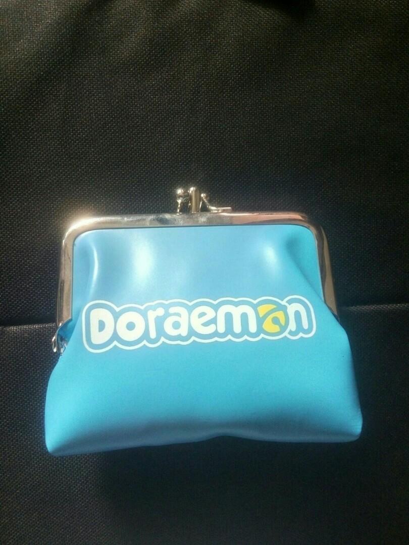 dompet koin doraemon
