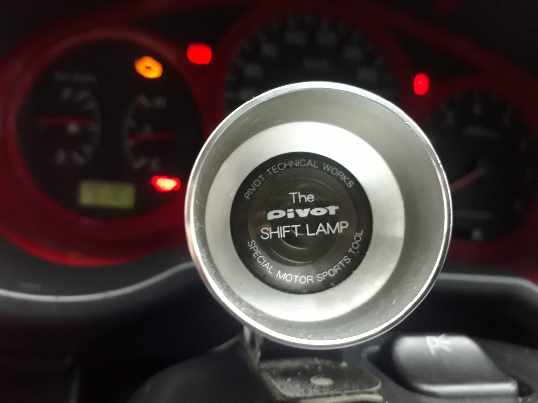 Pivot shift lamp, Car Accessories, Electronics & Lights on Carousell
