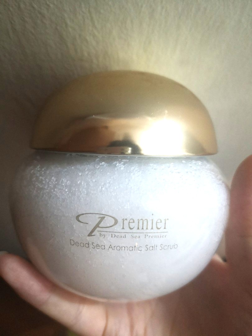 premier salt scrub, Beauty & Personal Care, Bath & Body, Bath on Carousell