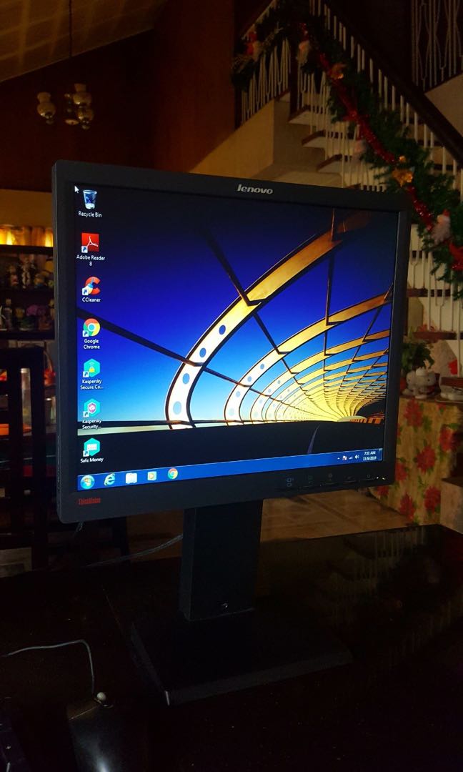 Lenovo 15 inch LCD monitor w freebies, Computers & Tech, Parts ...