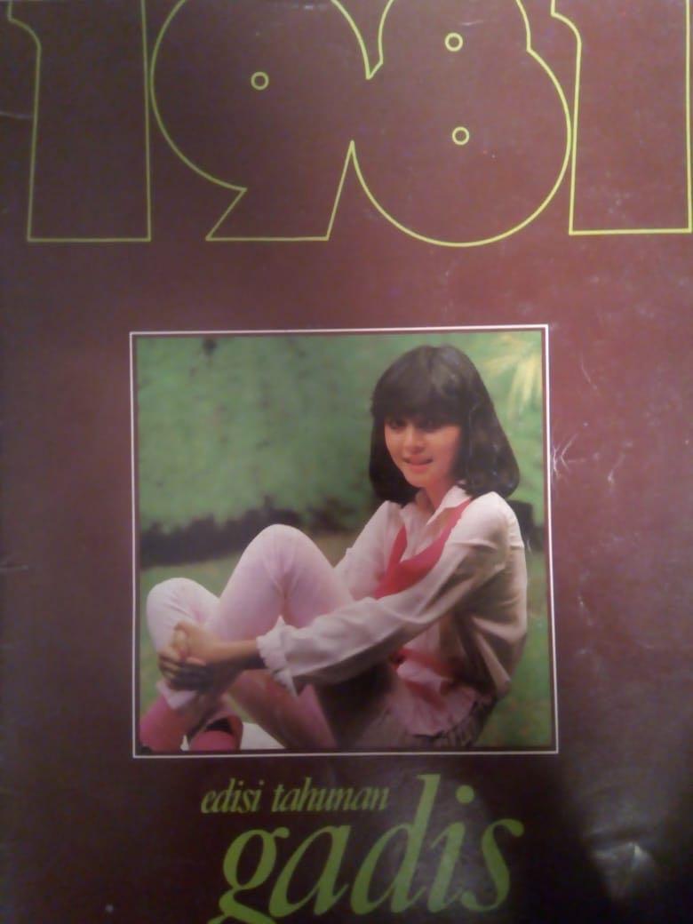 Majalah jadul indonesia, Buku & Alat Tulis, Majalah & Lainnya di Carousell