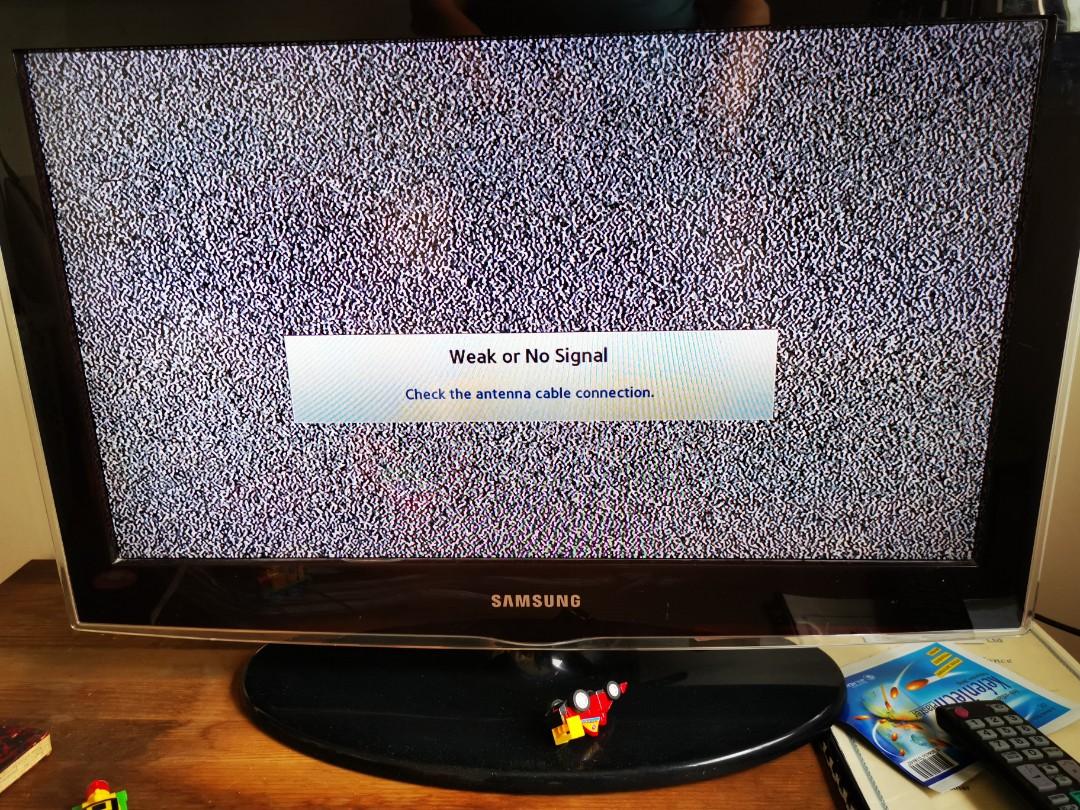 Samsung 26 inch LA26D450 LCD TV., TV & Home Appliances, TV ...