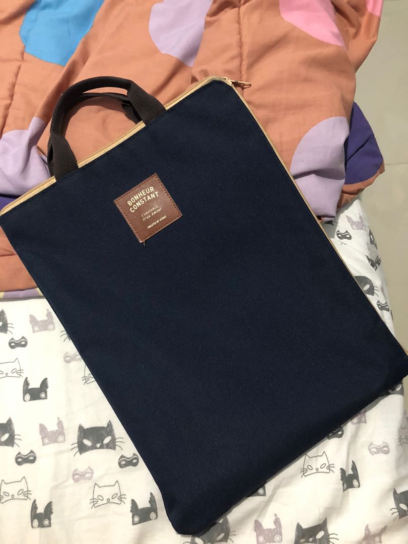 Tas laptop simple elegan korea 13 inch, Telepon Seluler & Tablet ...