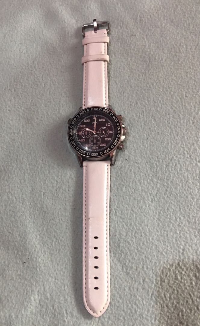 Tomato watch, Men's Fashion, Watches & Accessories, Watches on Carousell