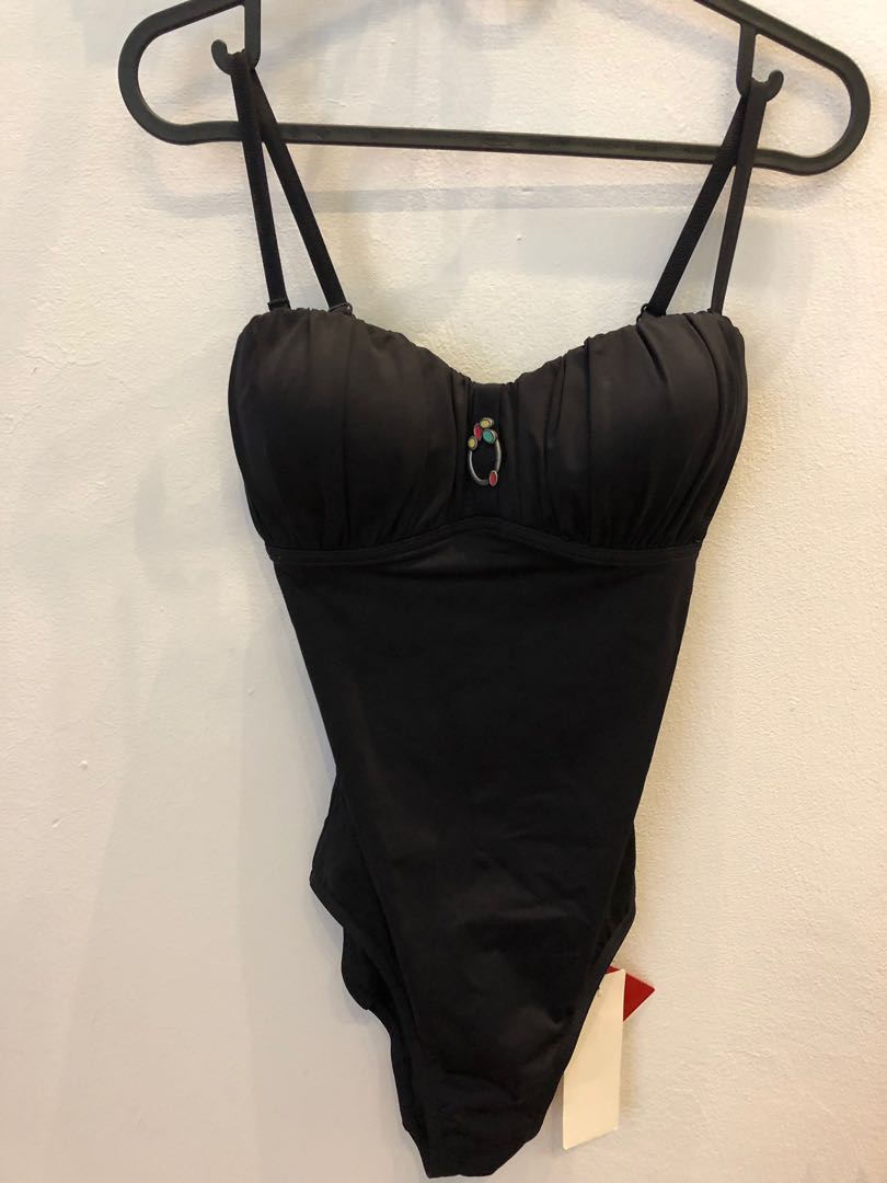 Triump swimwear (NEW), Women's Fashion, Swimwear, Bikinis & Swimsuits ...