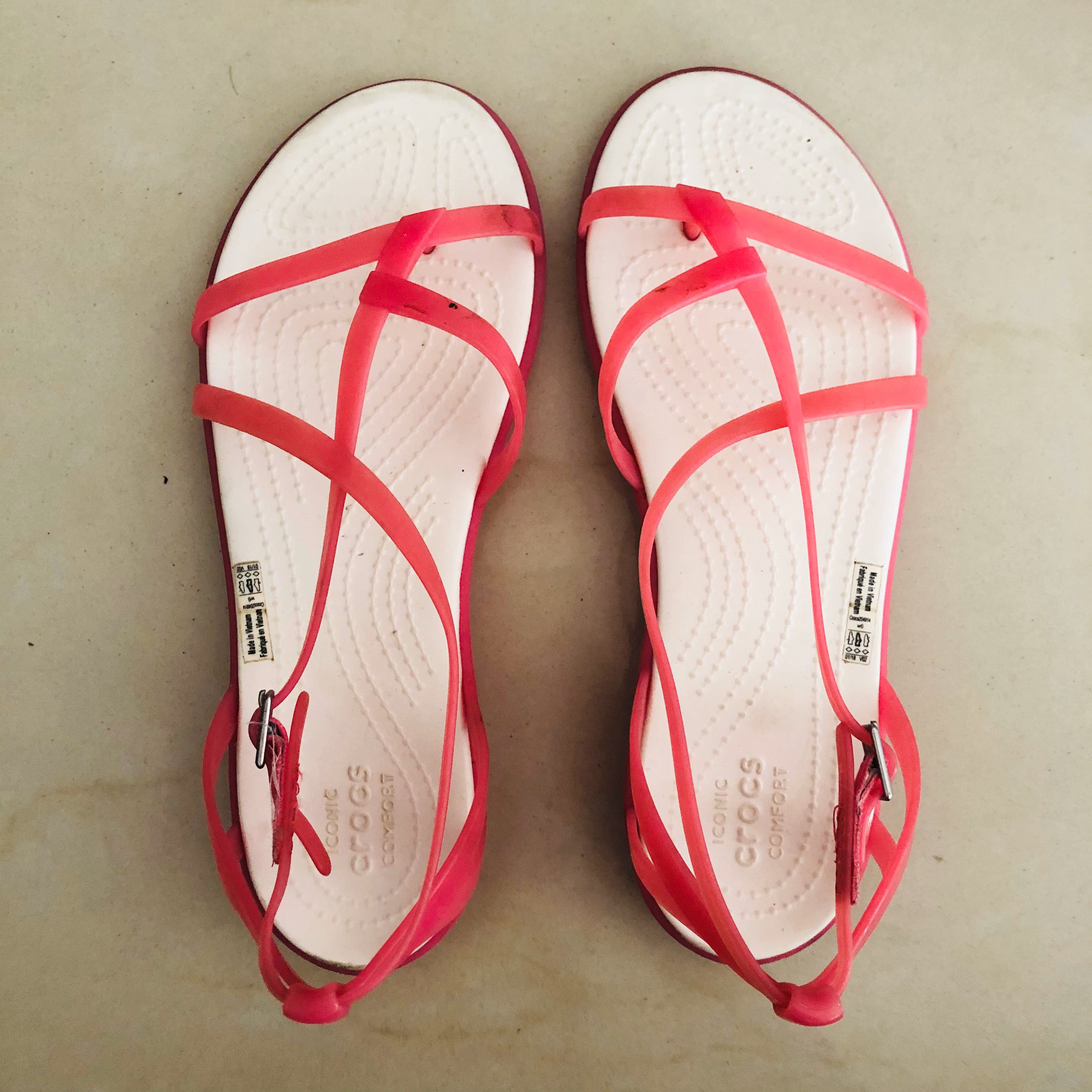 Crocs iconic comfort, Women's Fashion, Footwear, Flipflops and Slides on Carousell