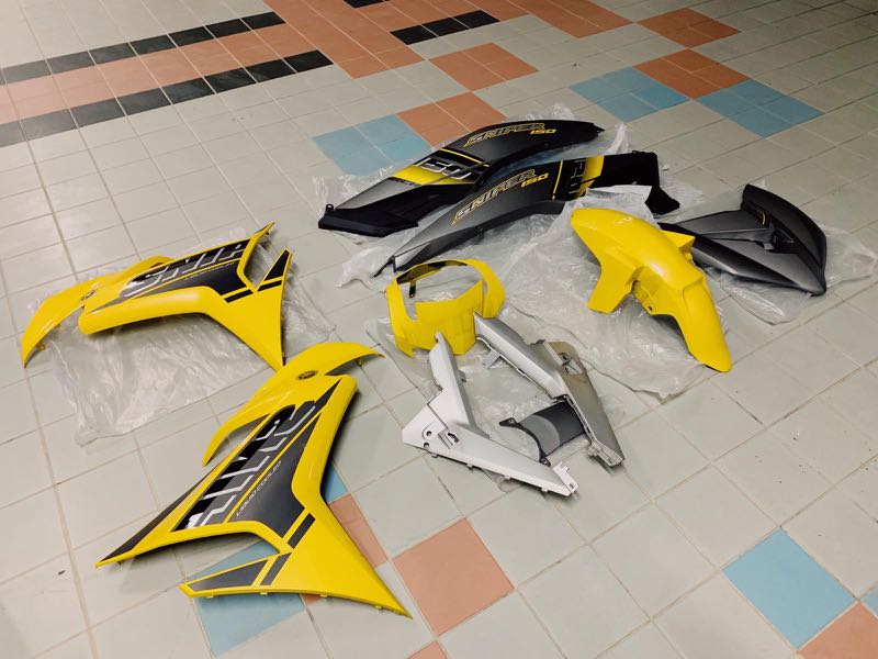 OM sniper yellow, Motorcycles, Motorcycle Apparel on Carousell