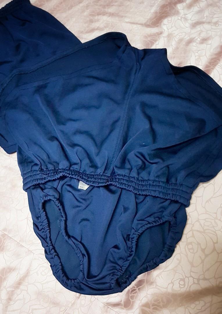 Unisex sport short, Men's Fashion, Bottoms, Joggers on Carousell