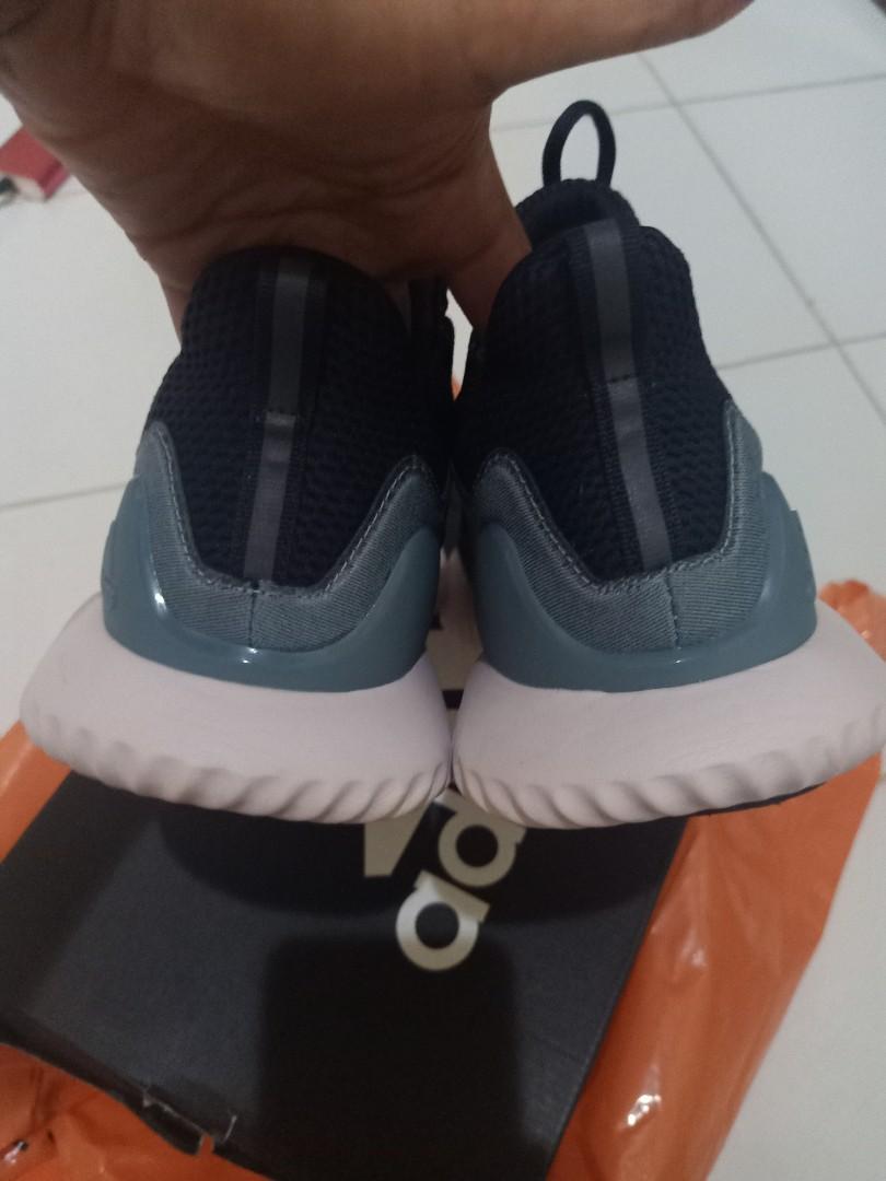 Adidas alpha3junce, Fesyen Pria, Sepatu , Sneakers di Carousell