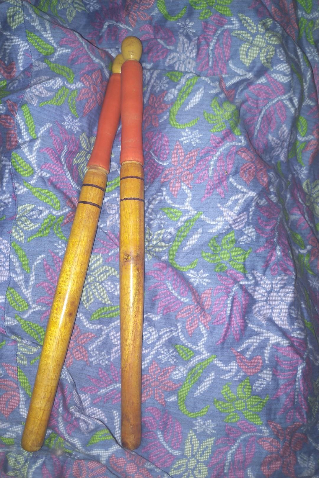 Claves, Hobbies & Toys, Music & Media, Musical Instruments on Carousell