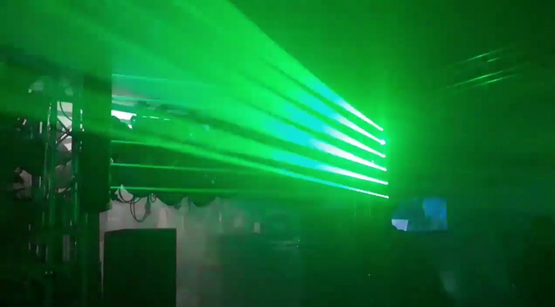 Fat green laser 6 eye, Hobbies & Toys, Music & Media, Musical ...